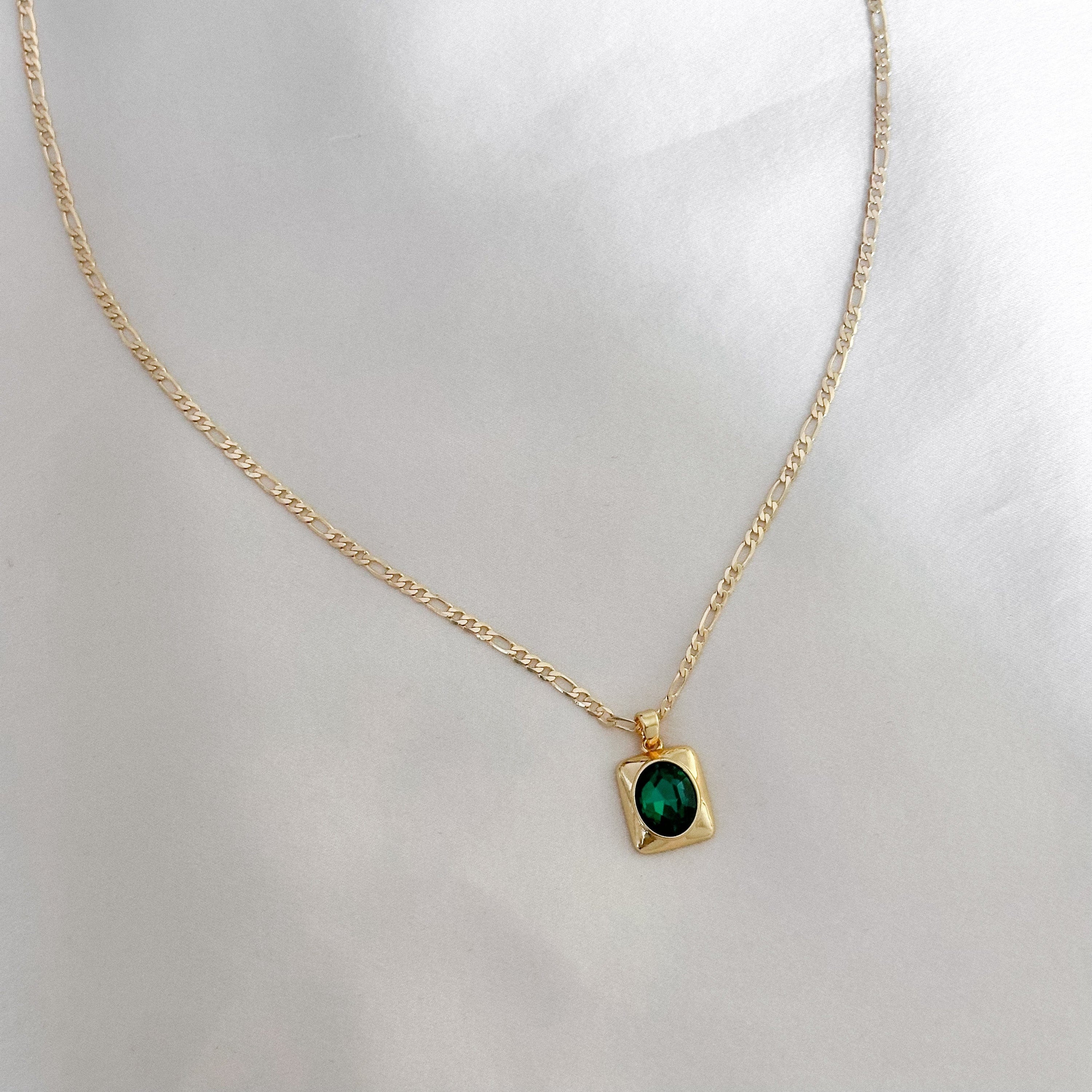 Gold - Oval Emerald Necklace | Vintage Style | 14k Gold Filled | Le ...